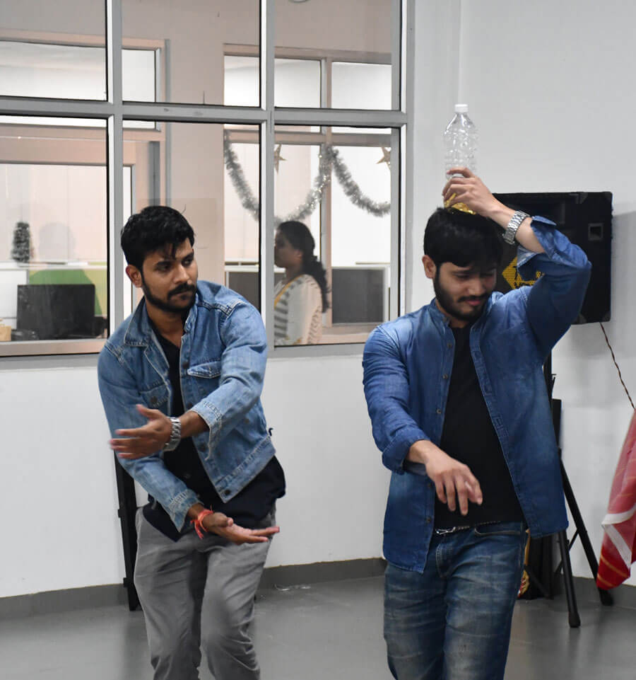 Our Culture - Careers at Creative Capsule